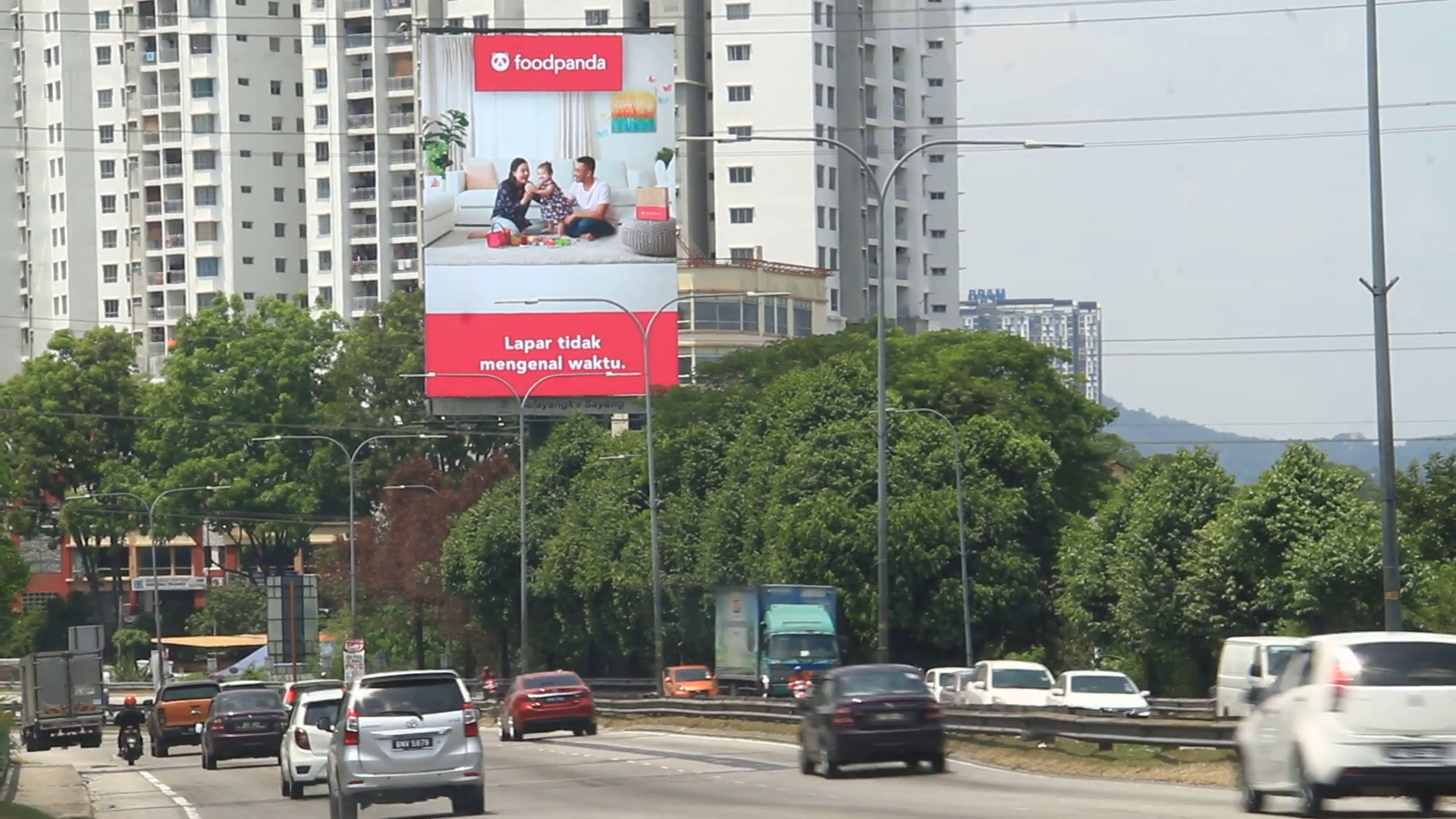 Digital Screens - MRR 2 Highway - LAGUNA