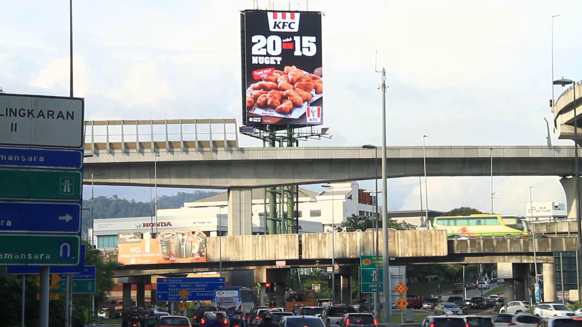Digital Screens - MRR 2 Highway - LAGUNA
